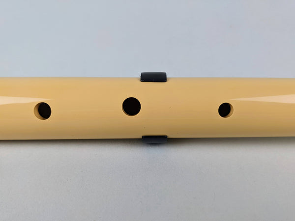 Snap-On Thumb Rest for Recorder | Lazar's Early Music